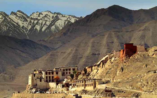 Visit These Timeless Ladakh Monasteries to Explore Buddhist Culture in ...